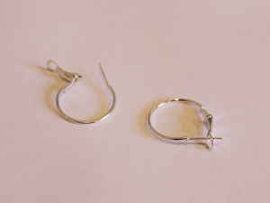 An introduction to the different findings you can use to make earrings