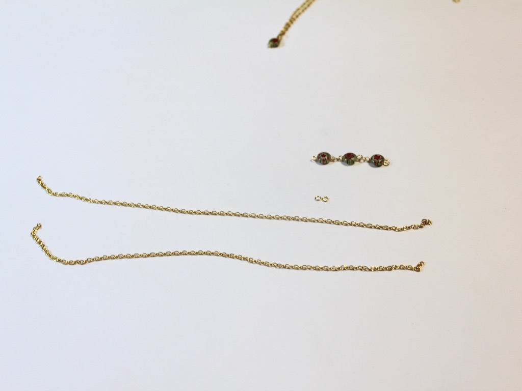 how to make a layered necklace out of delicate gold tone chain