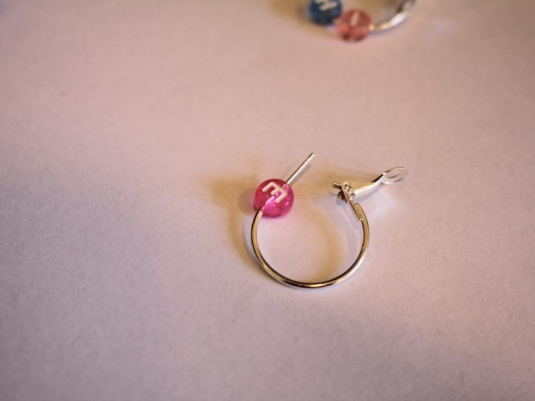 make some cute and sassy letter bead hoop earrings